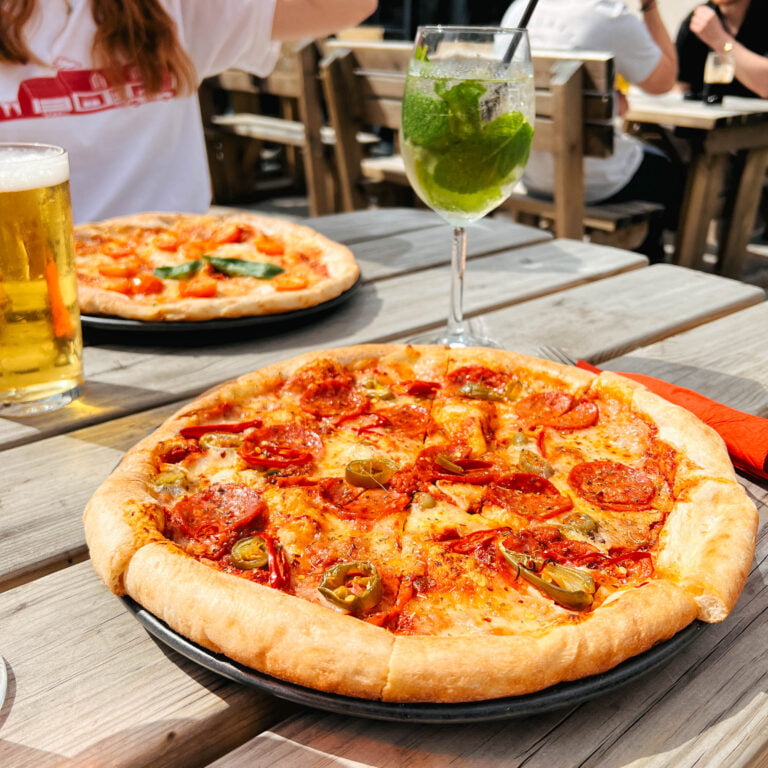 5 reasons to visit Hoist House pub in Leeds